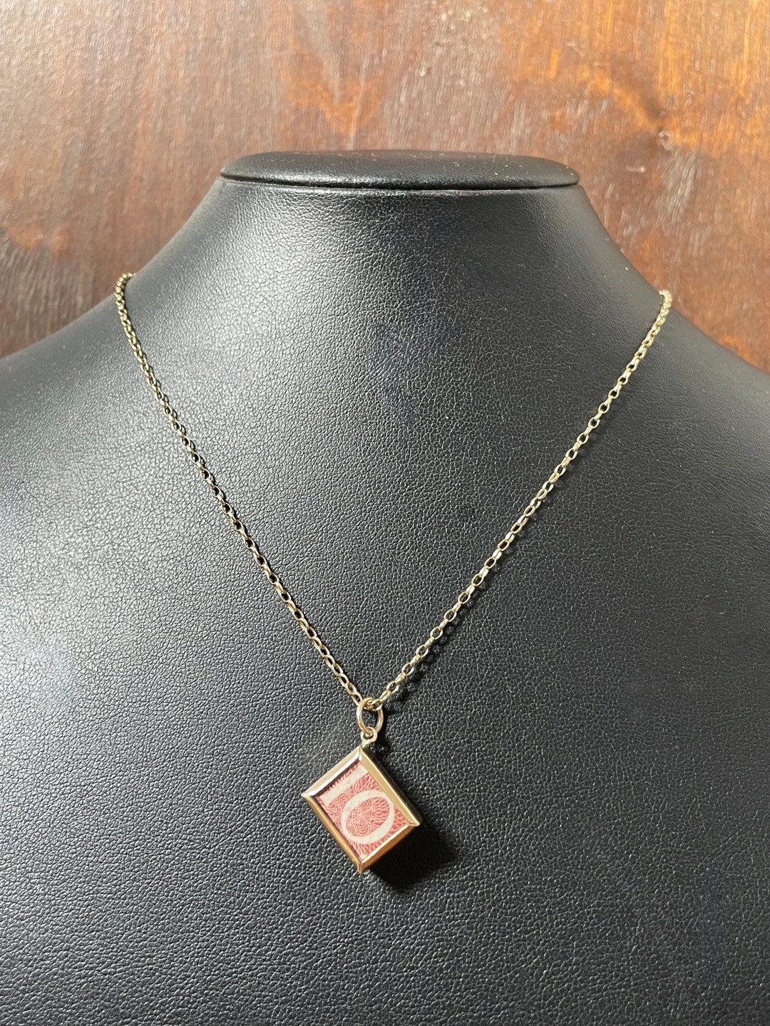 Vintage 9ct Gold Ten Pound Note Pendent With Full British Hallmark - Etsy