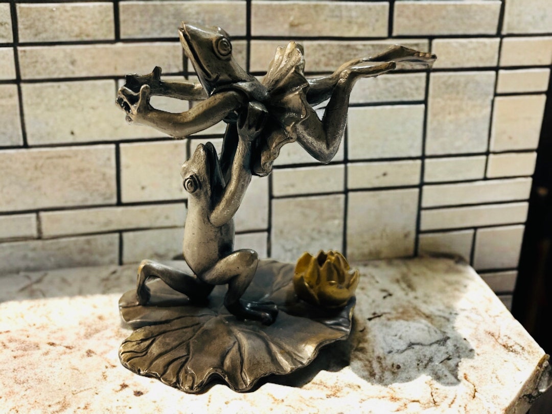 Vintage Pewter Ballerina Frog Couple Dancing on a Lily Pad by SPI - Etsy