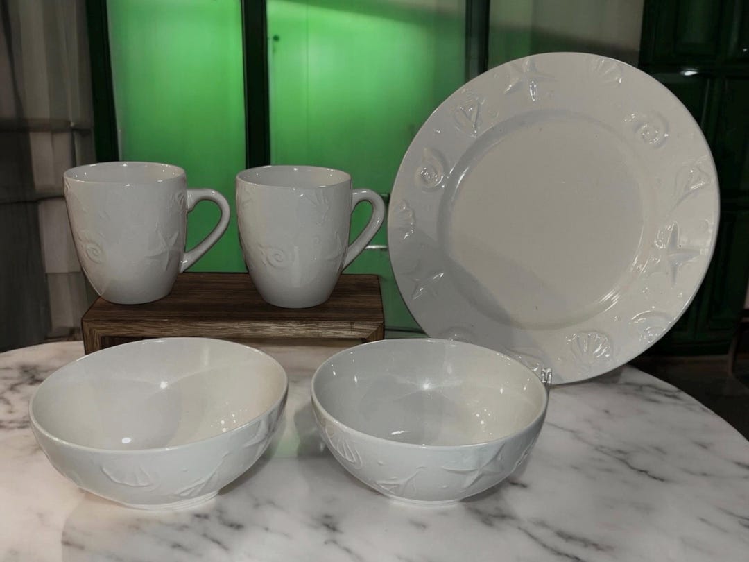 Thomson Pottery Set of 5 White Seashells Plate, Bowls and Mugs - Etsy