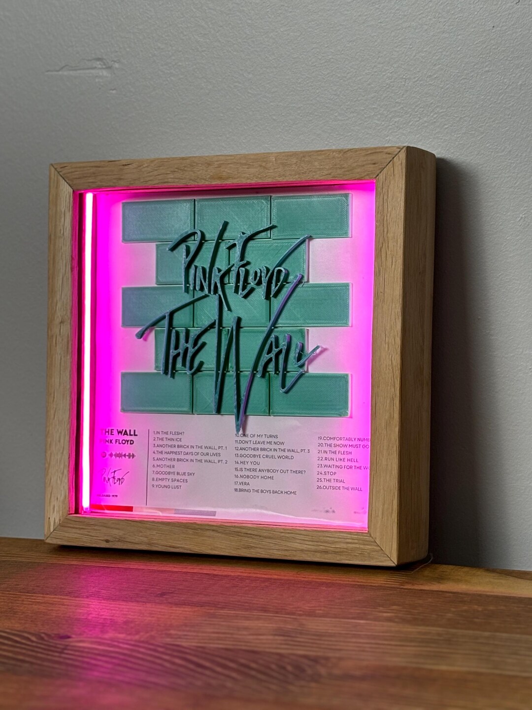 3D Pink Floyd With Wooden Led Frame, Pink Floyd Neon Light, the Wall ...