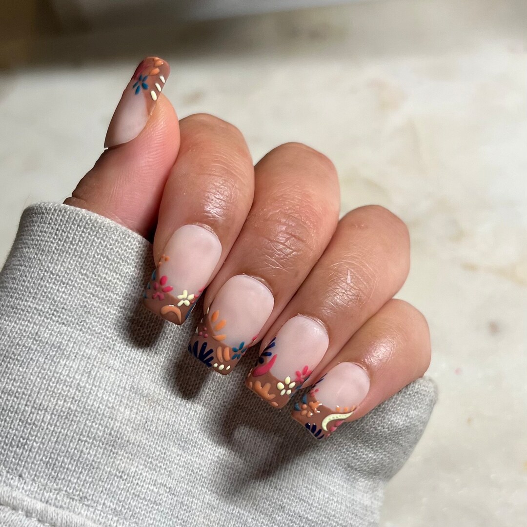 Uñas De Barro Nails Mexican Floral Press on Nails Neutral - Etsy