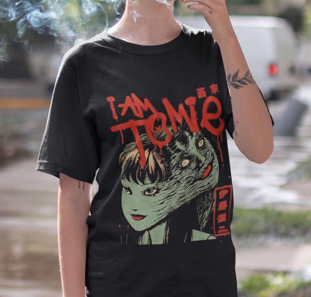 Tomie Uzumaki Junji Ito Crewneck T-shirt, Unisex, Japanese Retro Manga ...