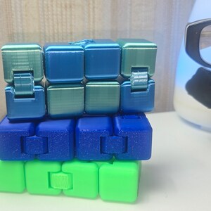 Infinity Fidget Cube - Etsy