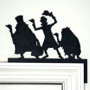 3D Printed Trio of Hitchhiking Ghosts Door Corner Decoration | Haunted ...