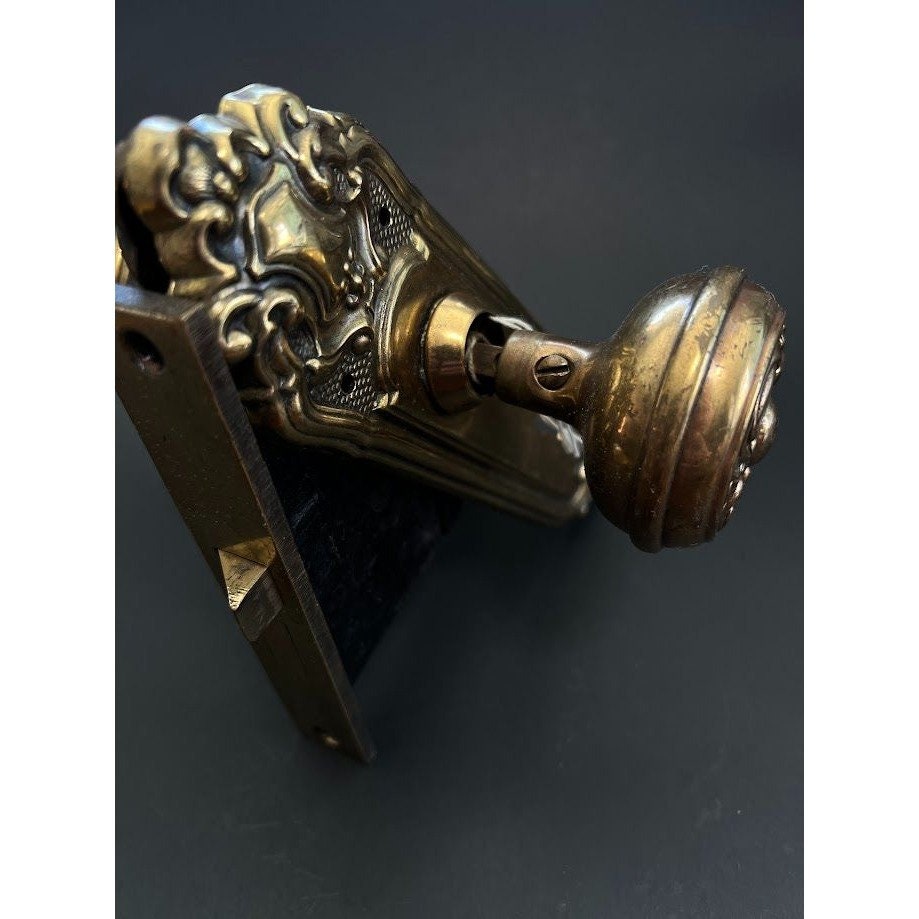 Vintage Brass Door Knob Set W/ Back Plates and Mortise Lock Mechanism ...