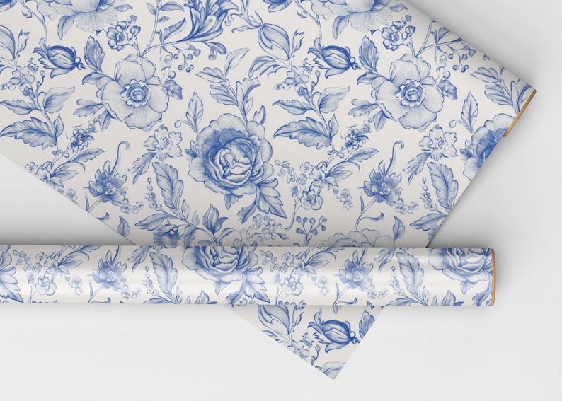 Light Blue and White Floral Pattern, Seamless Delicate Floral Toile ...
