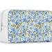 Light Blue Floral Blooms Pattern, Seamless Bloom Background Pattern ...
