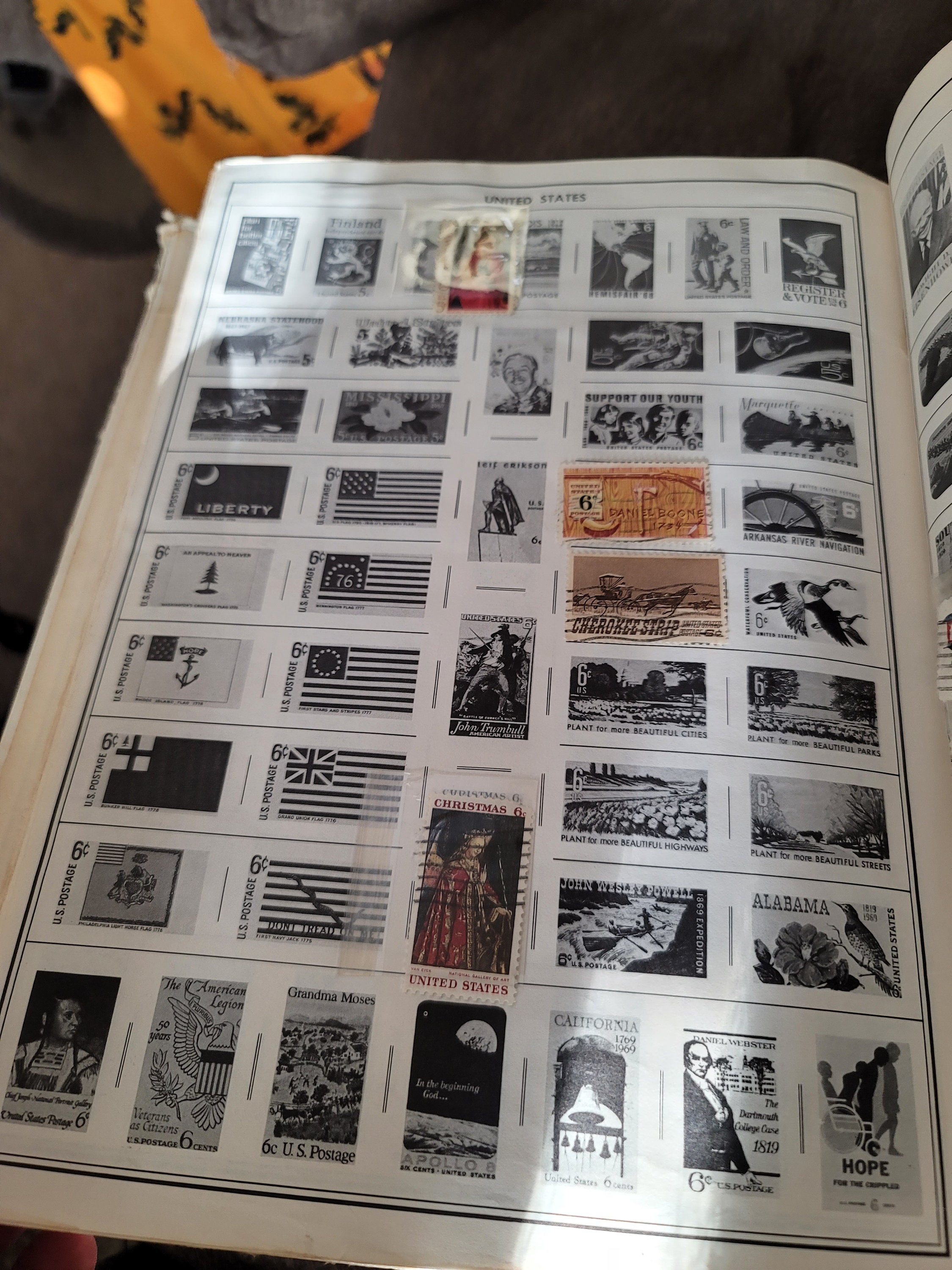 1968 Traveler Stamp Album/book Fantastic Shape Over 100 Stamps - Etsy