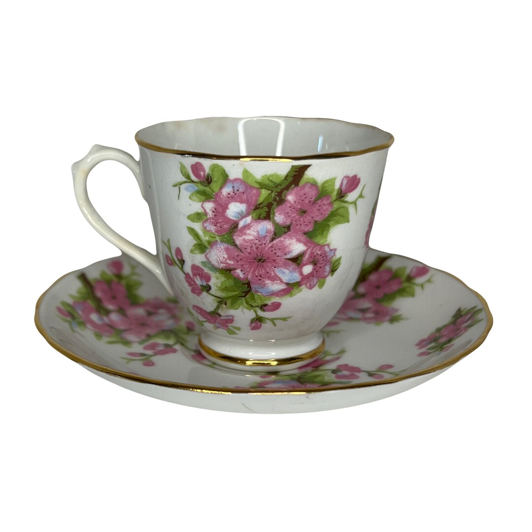 New Chelsea Staffs Made in England Teacup & Saucer - Etsy