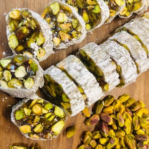 Aleppo Round Deluxe Pistachio Raha - Malban - Raha Halabiye - Etsy Canada