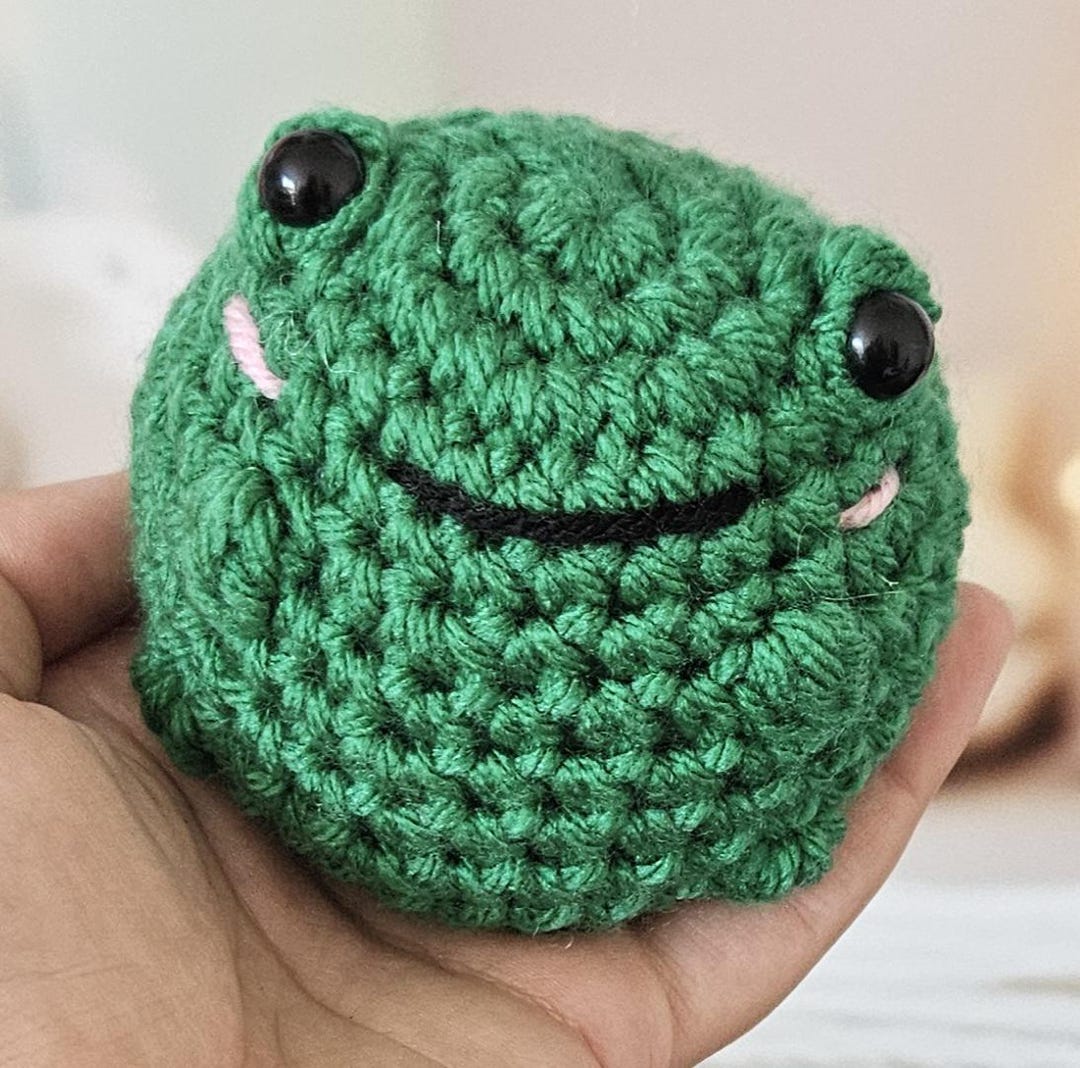 Crochet Cheeky Bum Frogs - Etsy