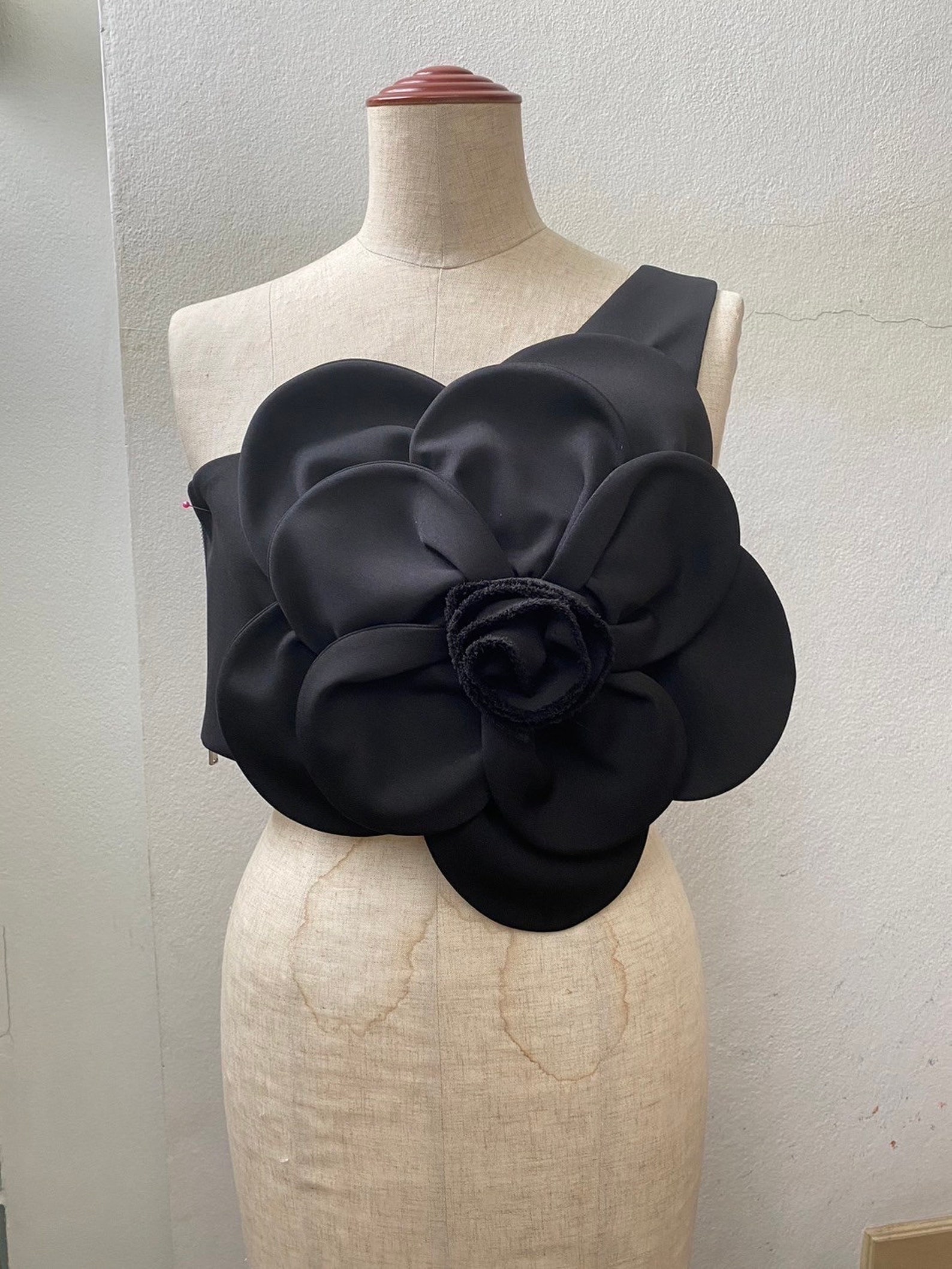 Red Floral Top: Custom Off-shoulder Party Crop - Etsy