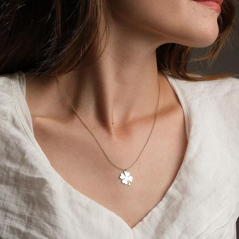 Clover Necklace - Etsy