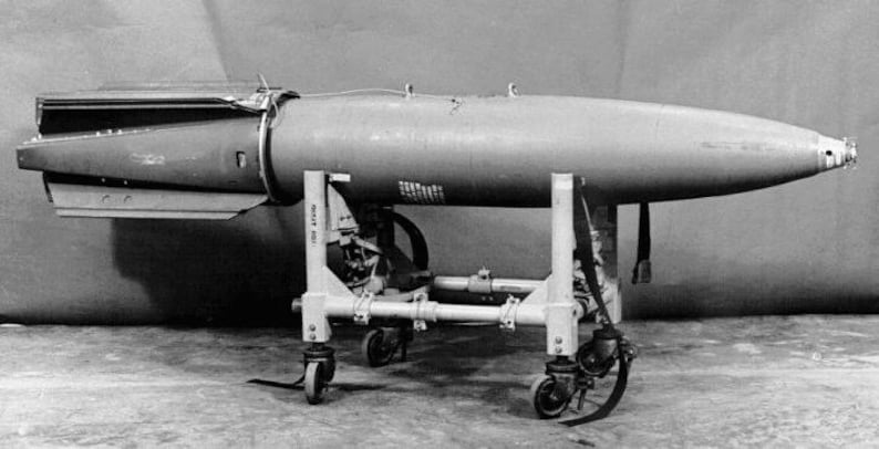MK83 Snakeye General Purpose Bomb (1:12) - Etsy