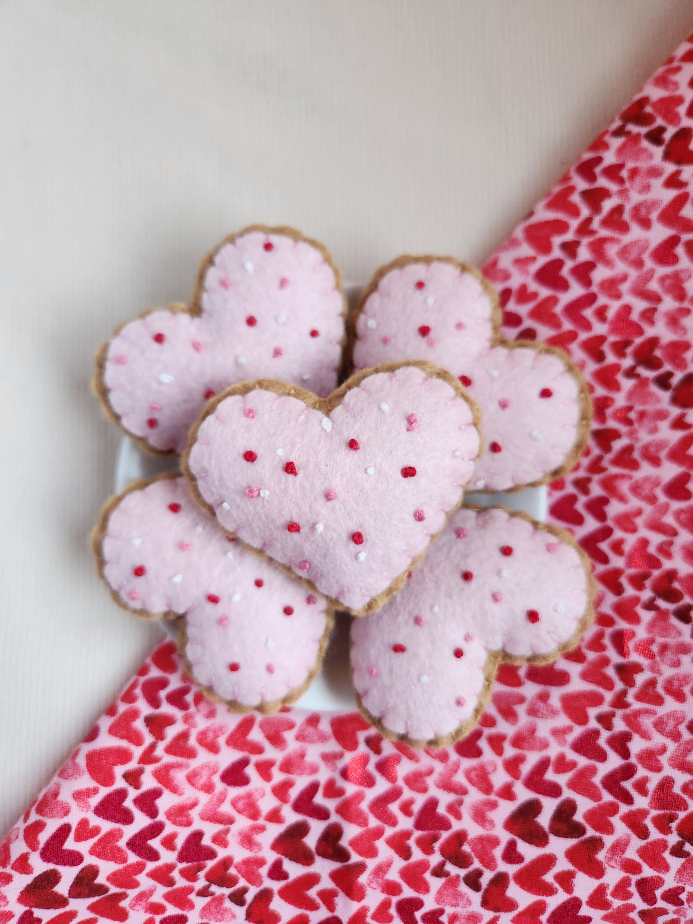 Bear's Felt Valentine Bakery Felt Play Food Pretend Donut Cookie Set ...