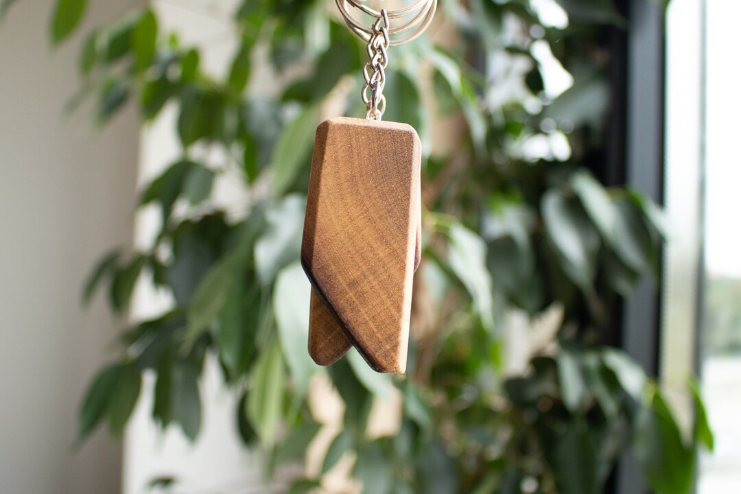 Handmade Keychain | Live Edge Wood Keychain | Keyring Gift | Walnut ...