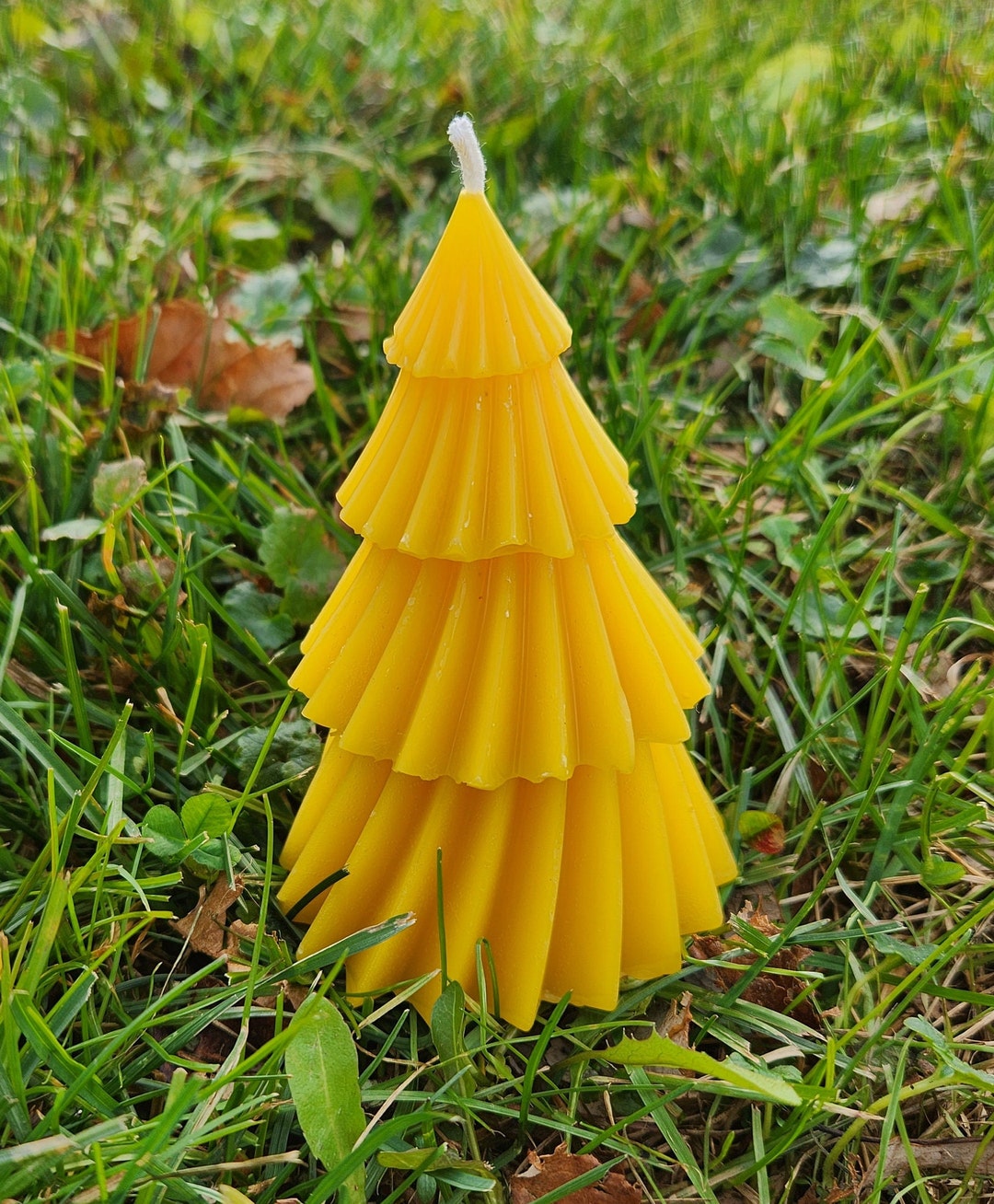Modern Ruffled Christmas Tree Beeswax Candle / Pure Beeswax / Unscented ...