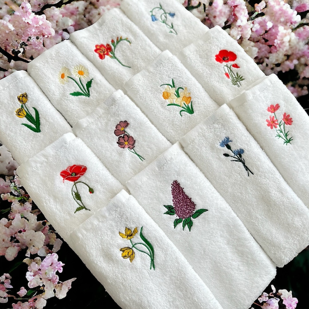 Personalized Hand Towel Flower Set, Embroidered Hand Towel 3 Piece Set ...