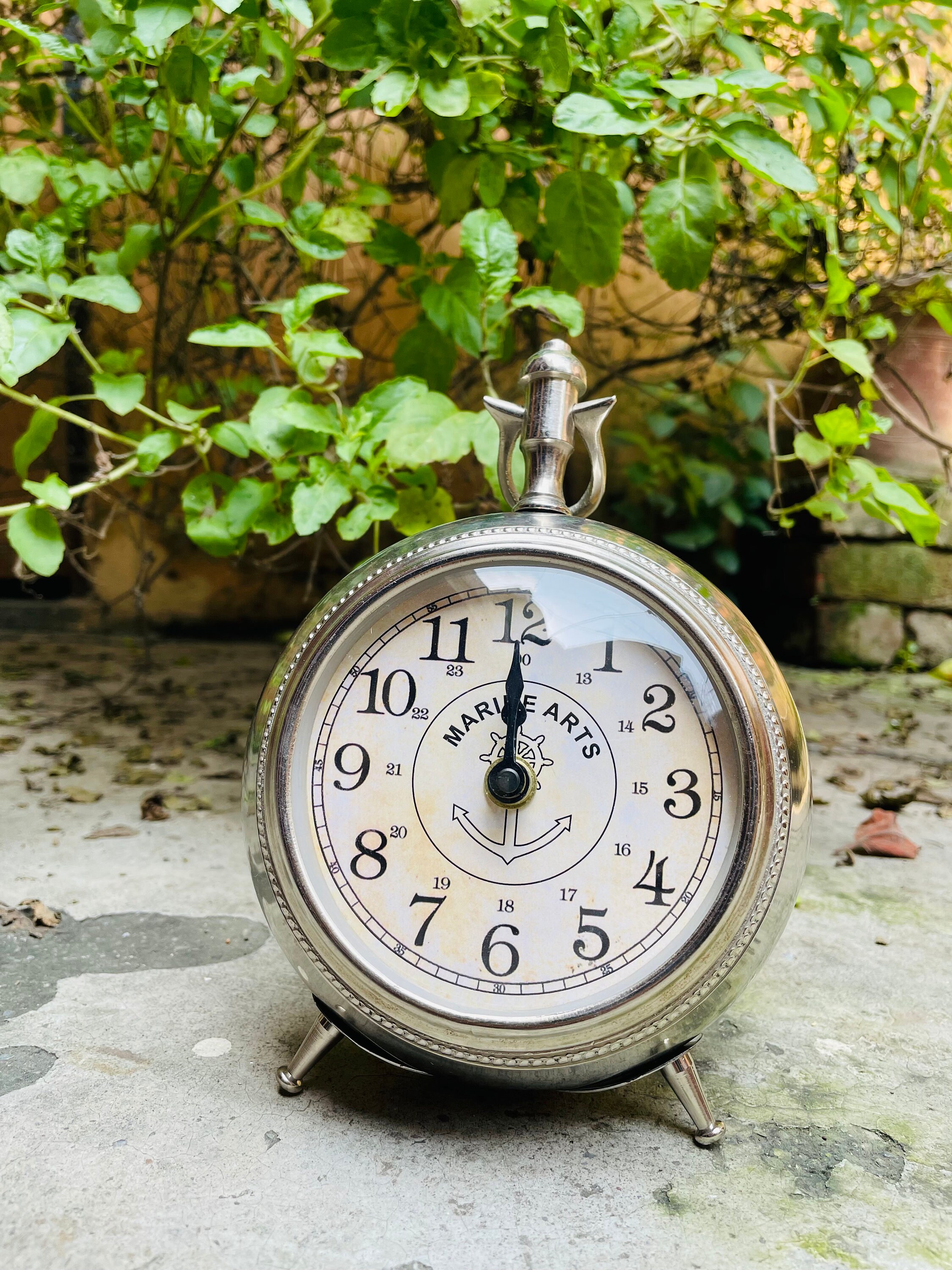 Antique Metal Table Clock: Victoria Vintage Design for Table Decor and ...