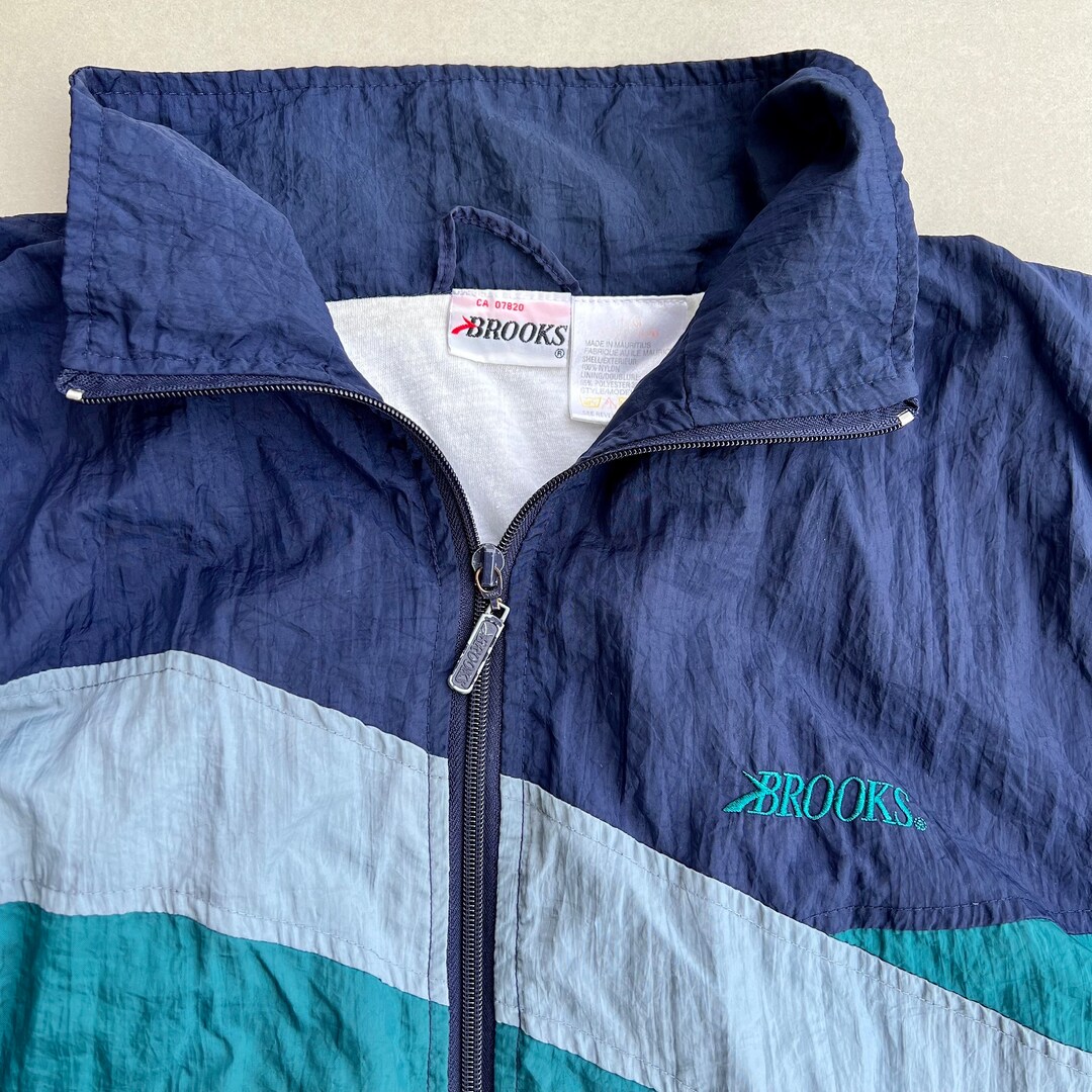 BROOKS Nylon Tracksuit Jacket for Men and Women: Vintage Sportswear ...