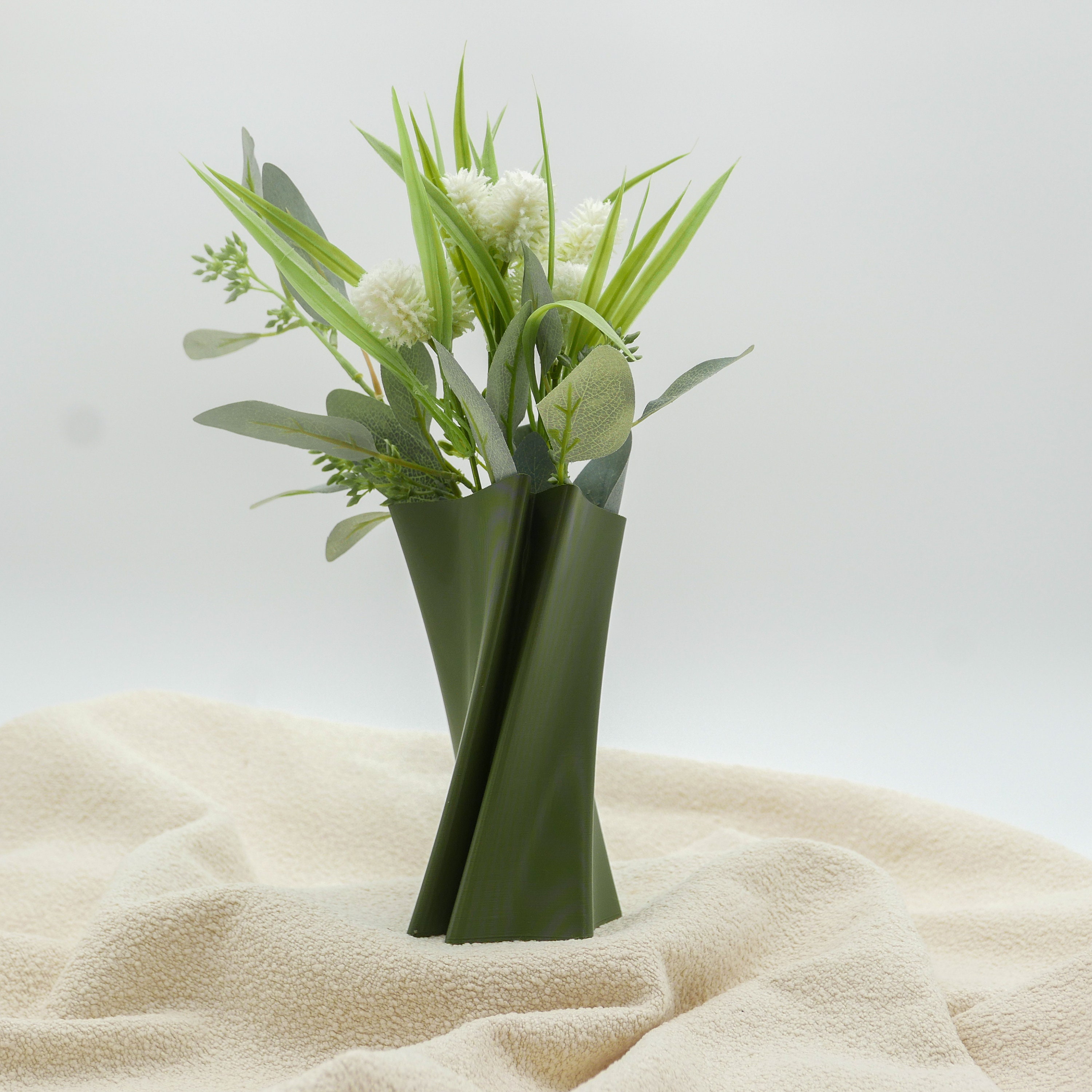 Treloi Flow Vase: Modern 3D Printed Eco-friendly Decor - Etsy