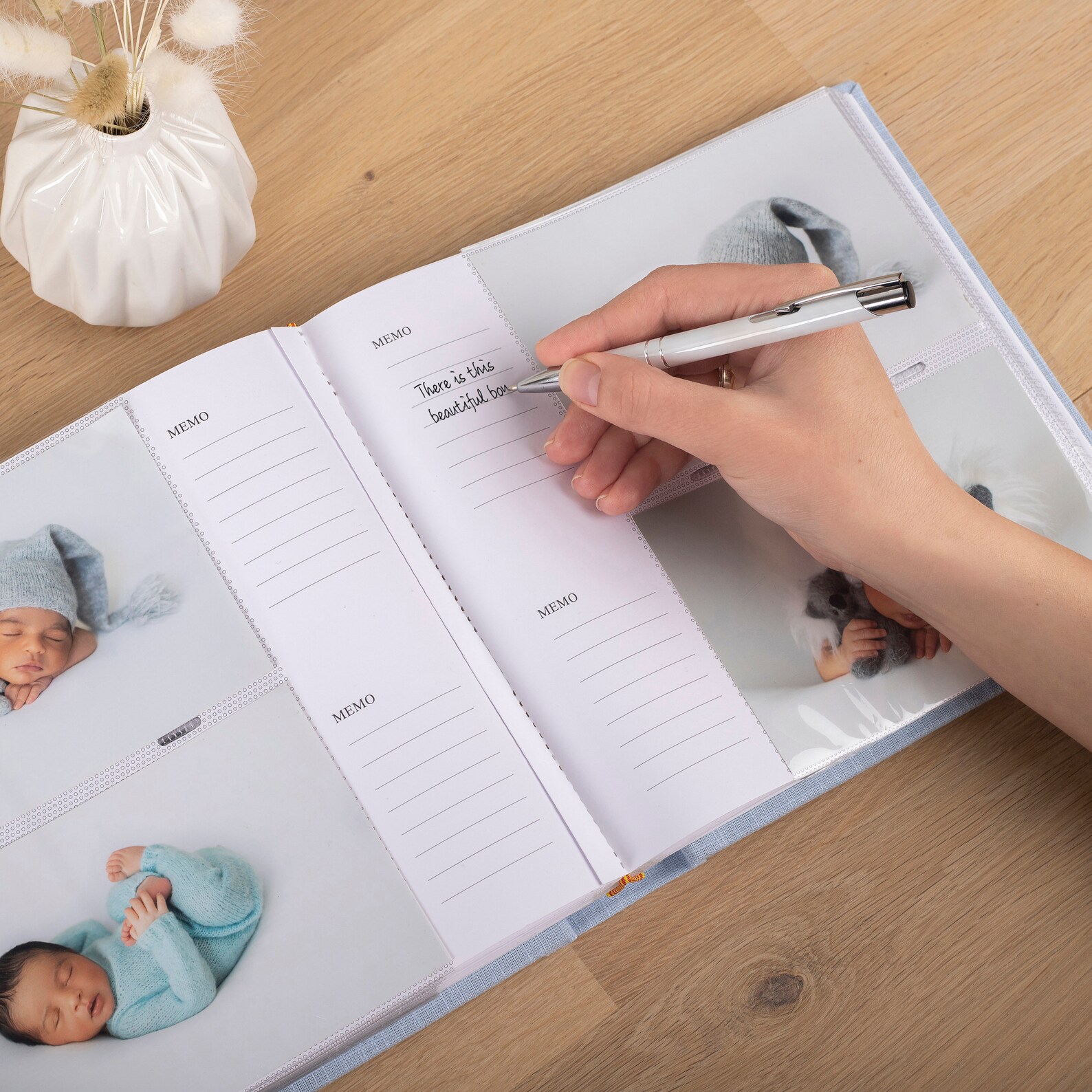 Baby Photo Album With Sleeves for 200 4x6 Photos | Slip in Photo Album ...
