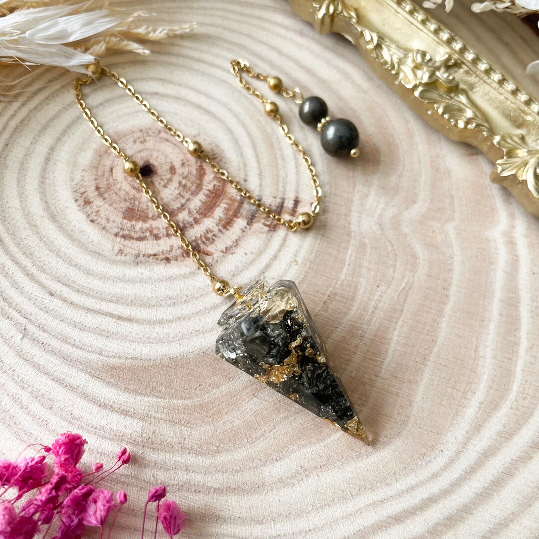 Divination Pendulum Made of Resin Inlaid With Natural Pyrite Stones ...