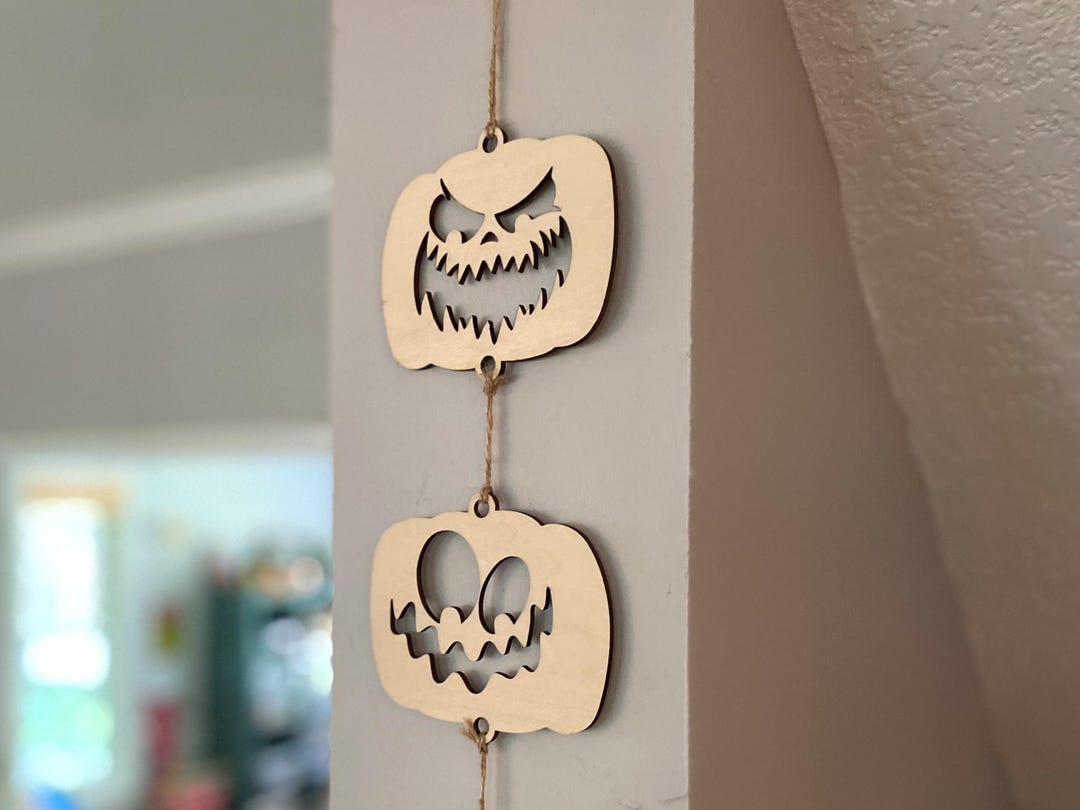 Jack-o-lantern Vertical Garland - Laser-cut Halloween Wood Jack-o ...