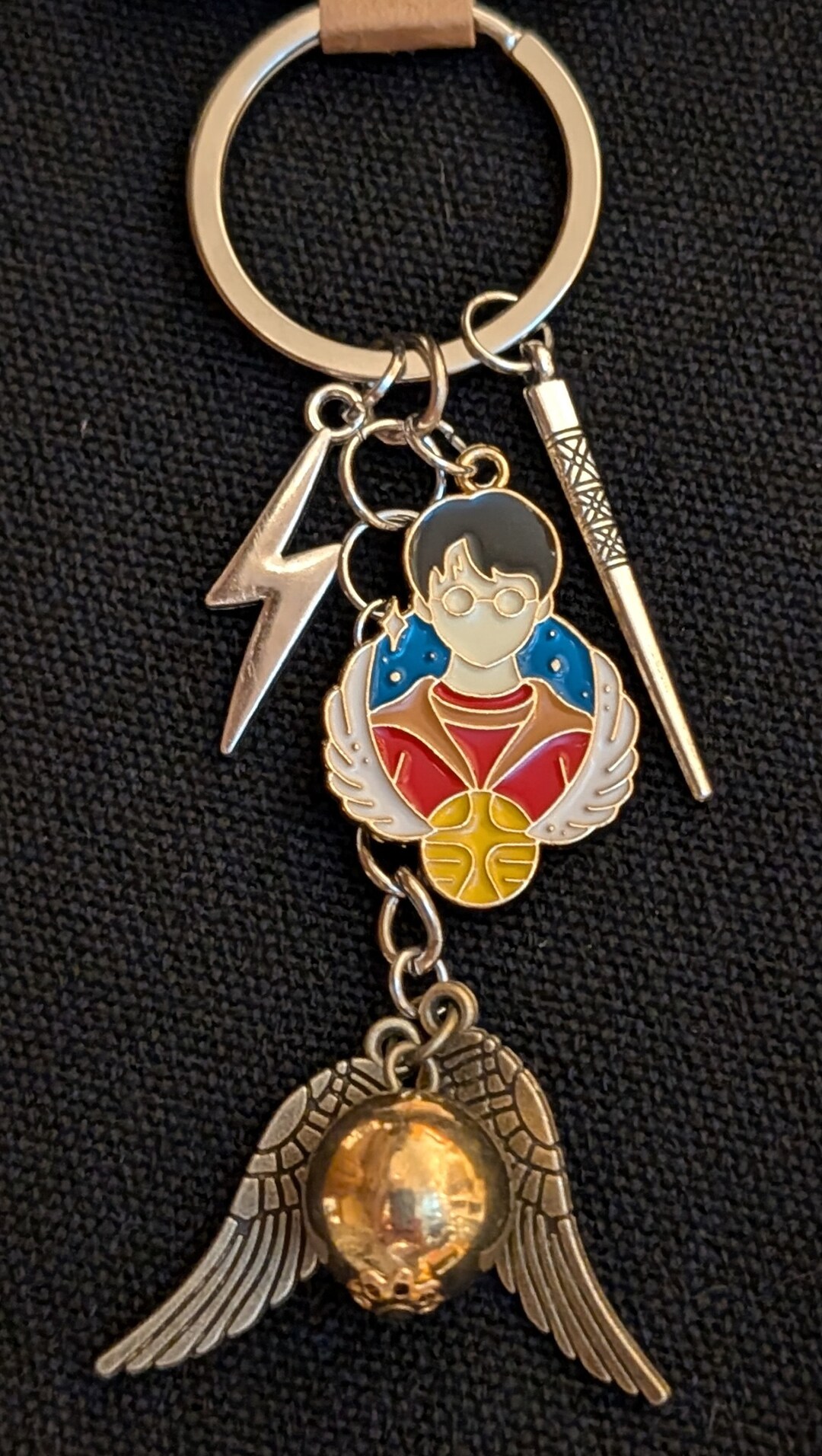 Harry and the Golden Snitch Charm Keychain - Etsy