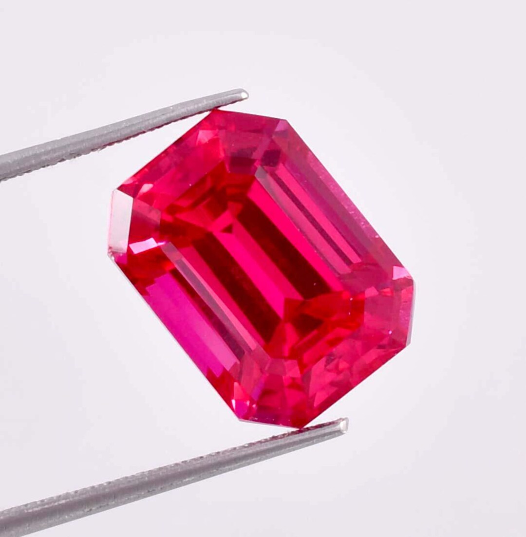 15.45 Ct Natural Burmese Red Painite Emerald Cut Loose Gemstone GIT ...