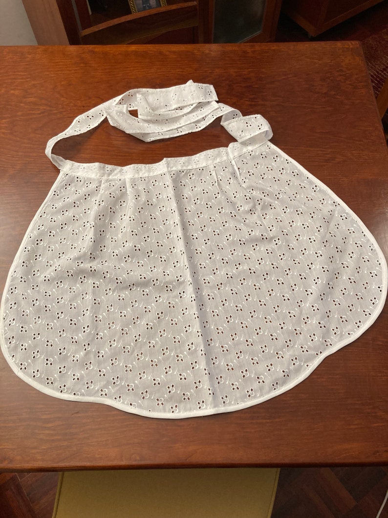 Maid's Apron in English Embroidery - Etsy