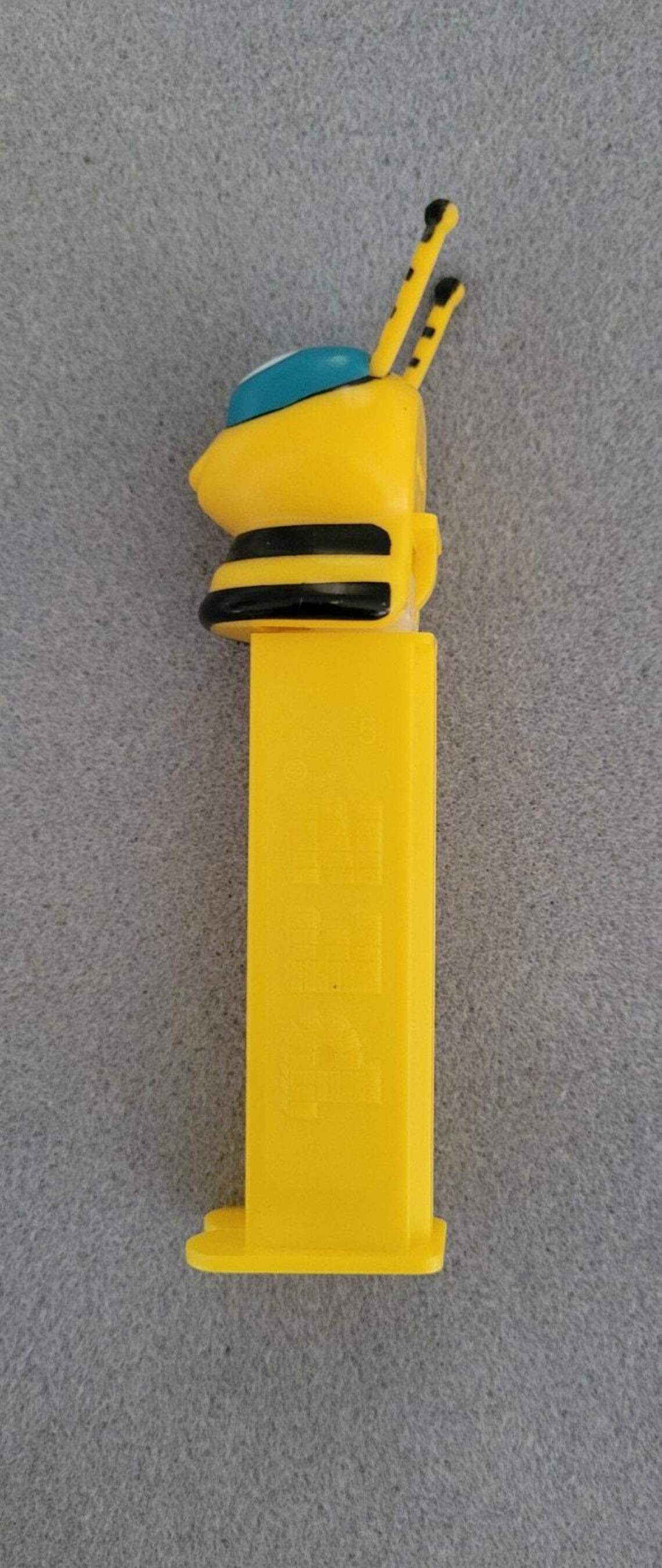 PEZ Baby Bee From Bugz Series Dispenser - VINTAGE/2000!! - Etsy