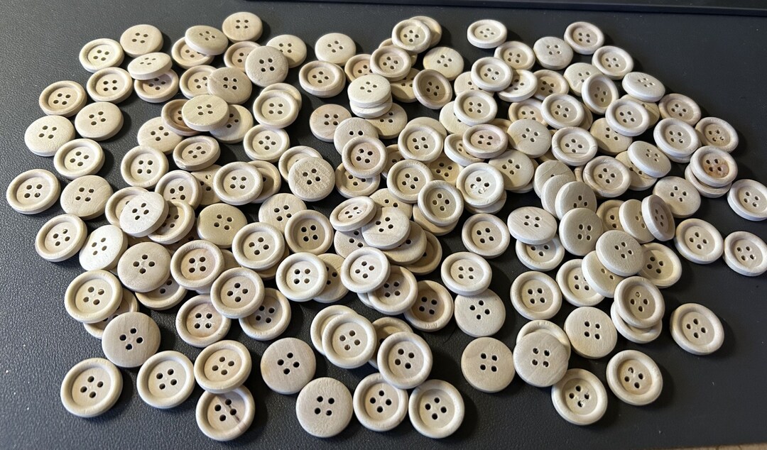X25 Round Wooden 2cm Buttons Pack Ideal for Crafting and Sewing ...