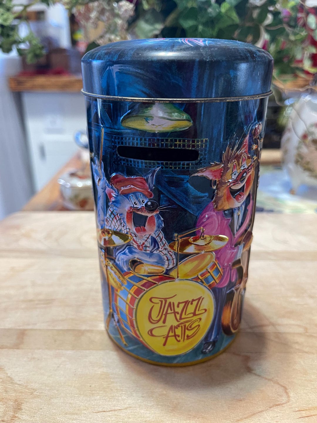 Vintage Churchill’s Jazz Cats Tin Coin Bank.made in England.about 6 ...