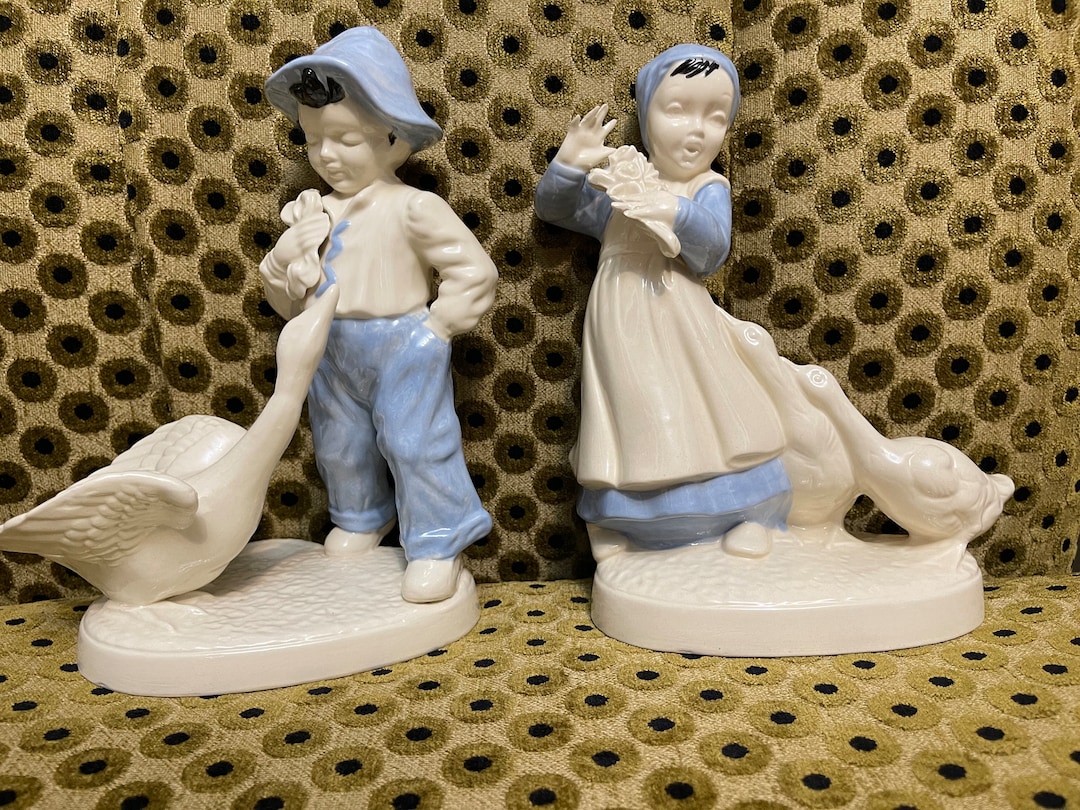 Vintage 1979 Holland Mold Ceramic Figurines “ Boy and Girl With Geese ...