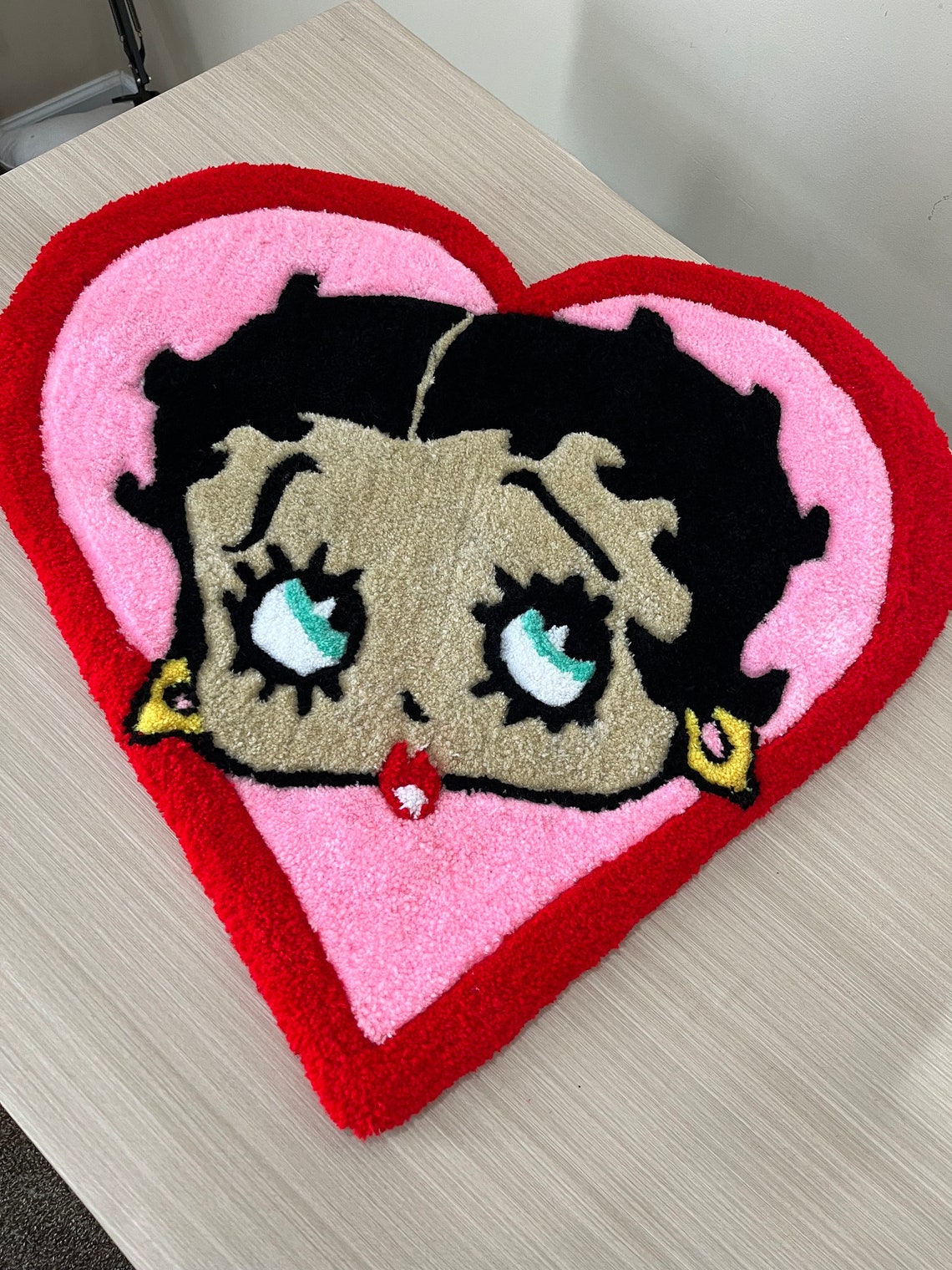 Betty Boop Rug, Custom Rugs, Betty Boop, Heart Rug, Room Decor, Cartoon ...