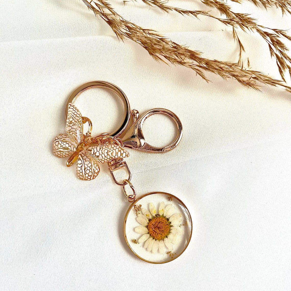 Pressed Flower Keychain, Flower Keychain,butterfly Keychain, Gift for ...