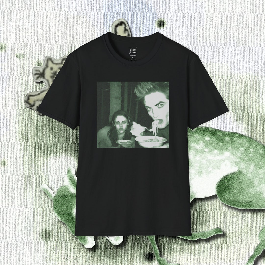 Twilight Bella and Edward Eating Noodles in the Forest Funny Silly ...