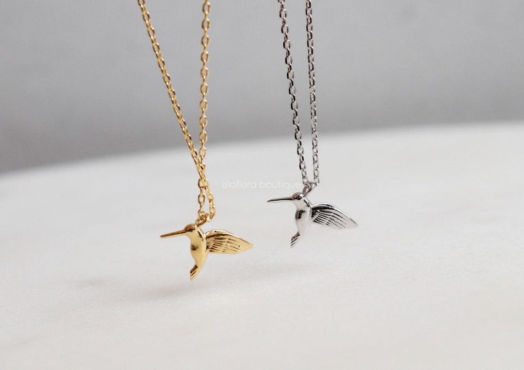 Realistic 3D Flying Hummingbird Necklace, Dainty Bird Charm, Aesthetic ...