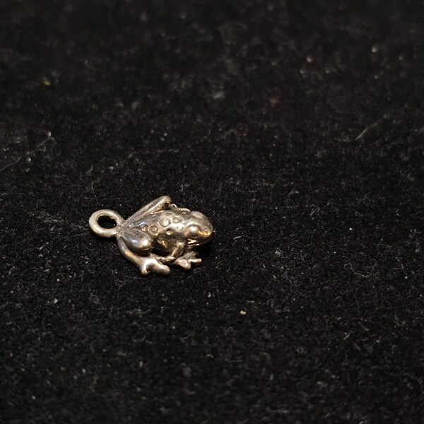 Frog Charm - Etsy