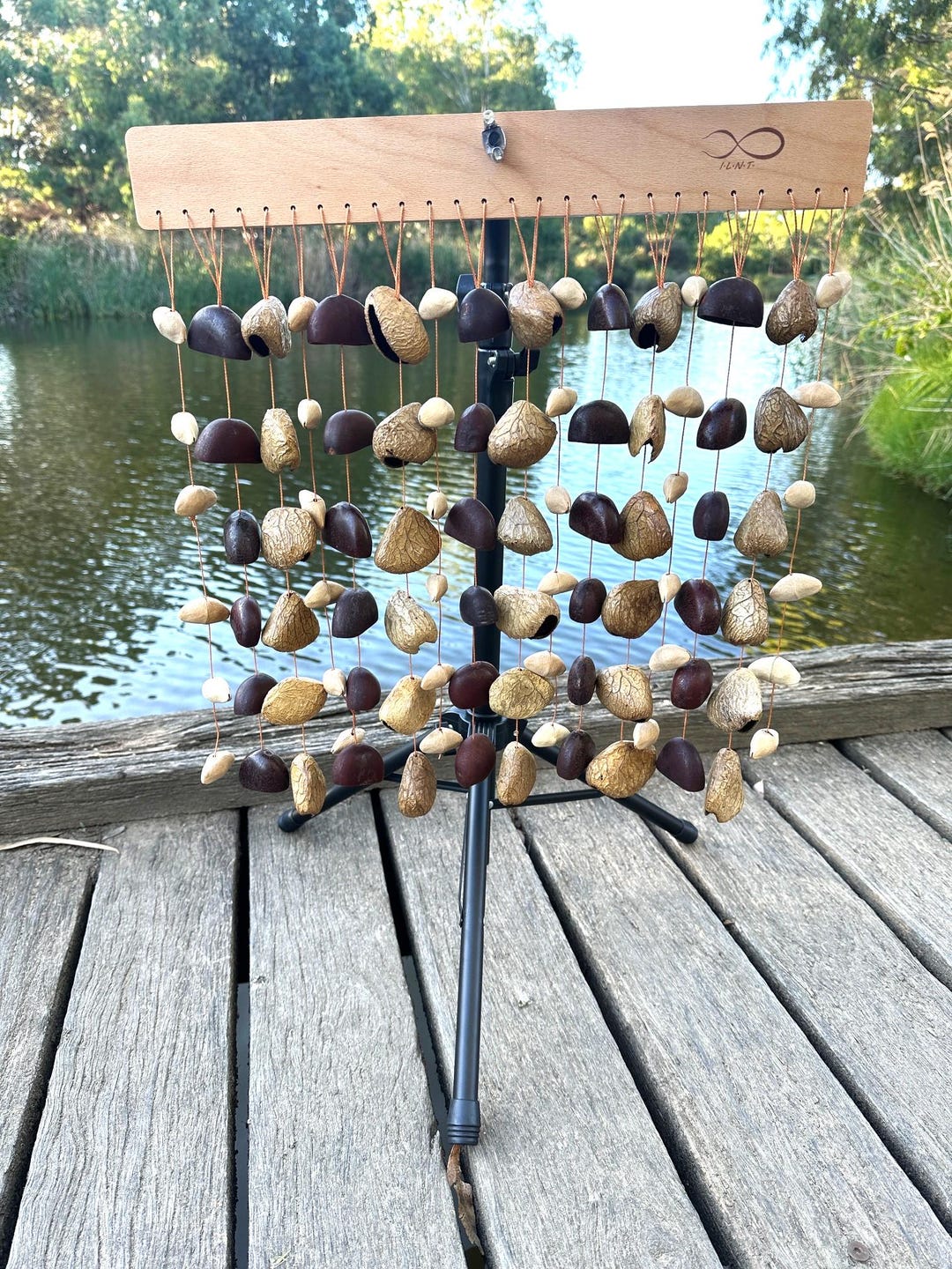 Mixed:kenari+panji+palla+ Bendo Nut Shell Pods Chimes + Stand ...