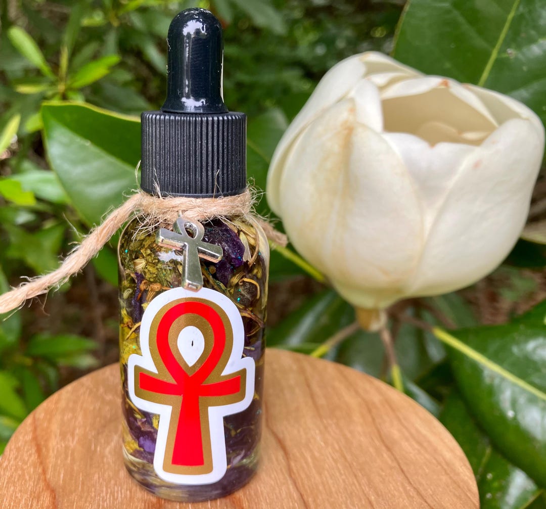 Isis Ritual Oil, Egyptian Goddess Isis Devotional Oil, Isis Anointing ...