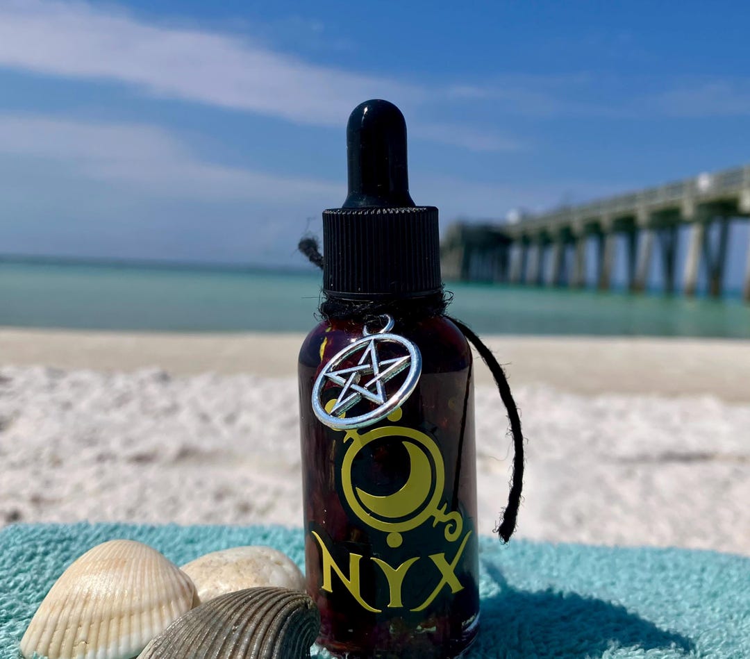 Nyx Ritual Oil, Nyx Devotional Oil, Goddess of Night, Nyx Offering - Etsy