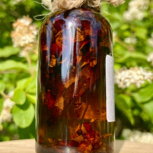 New Orleans Passion Oil, Jezebel Root, Love Potion, Love Oil, Desire ...