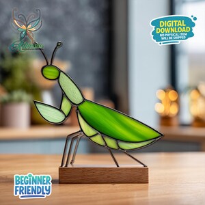 Praying Mantis Stained Glass Pattern, Praying Mantis Suncatcher, Home ...