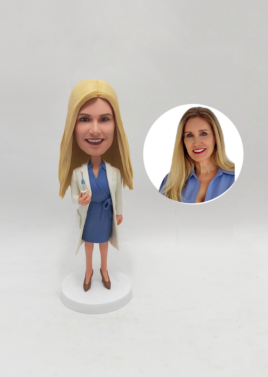 Custom Bobblehead Female Doctor, Graduation Gifts for Female Doctors ...
