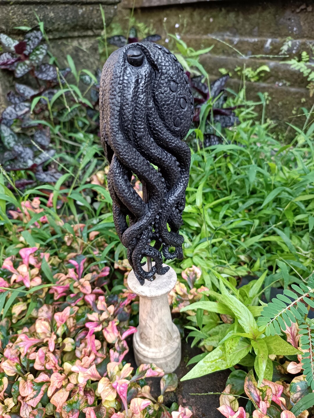 Octopuss Carving of Horn - Etsy