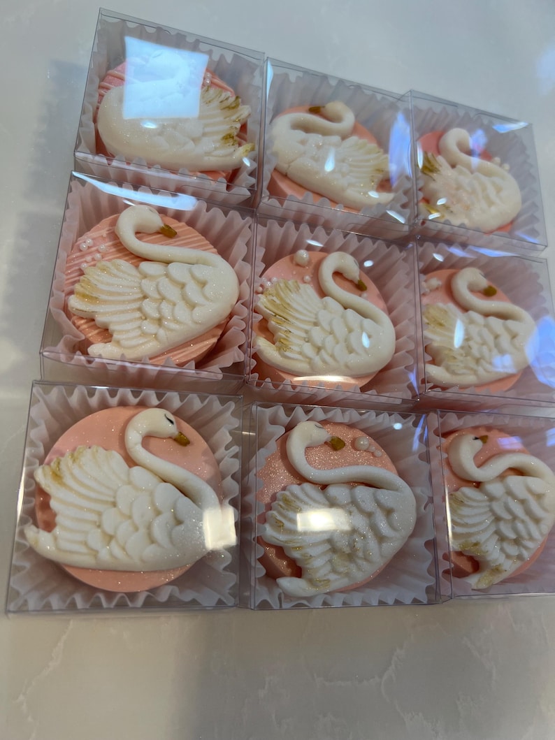Swan-themed Chocolate Covered Oreos: Luxury Treats Perfect for Baby ...