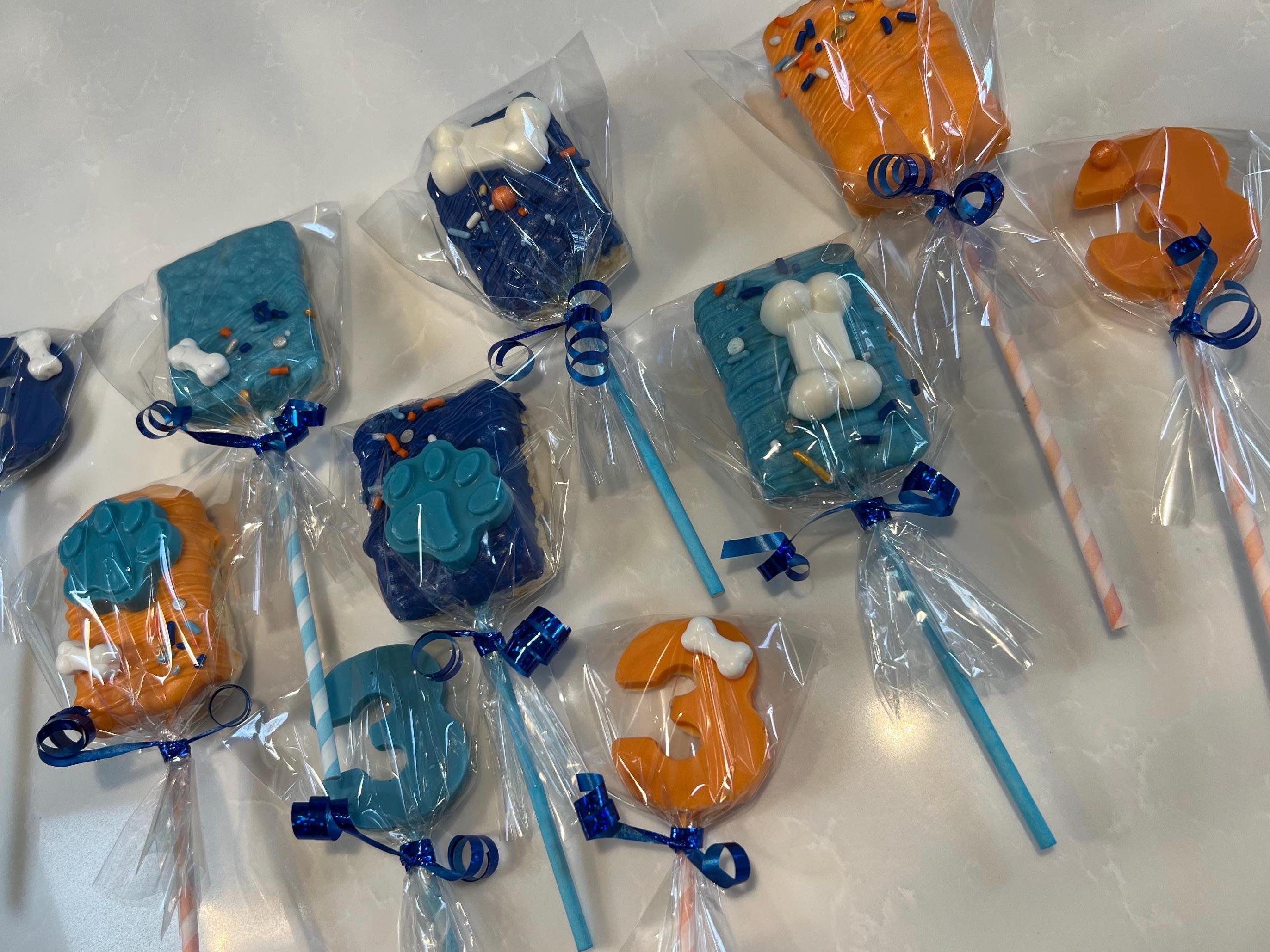 50 Pieces Bluey Theme Chocolate Covered Treats Party Favors, Baby ...