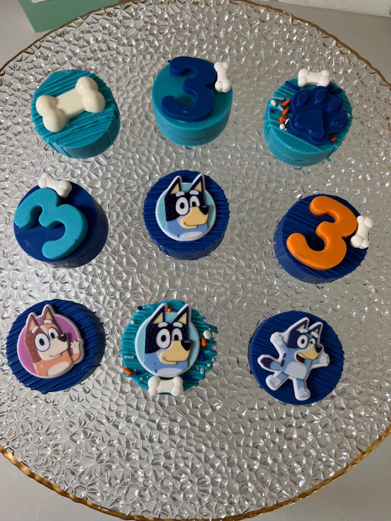 50 Pieces Bluey Theme Chocolate Covered Treats Party Favors, Baby ...